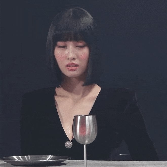 201112 - Momo - TKHUNT