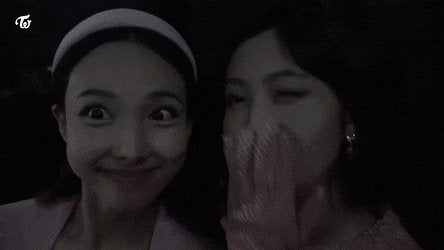 201217-ナヨンとモモ - TKHUNT