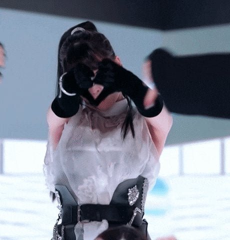 201206 - Momo - TKHUNT