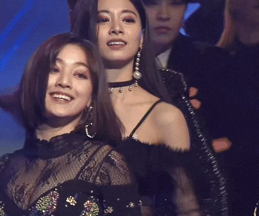Jihyo (ft. Tzuyu) - TKHUNT