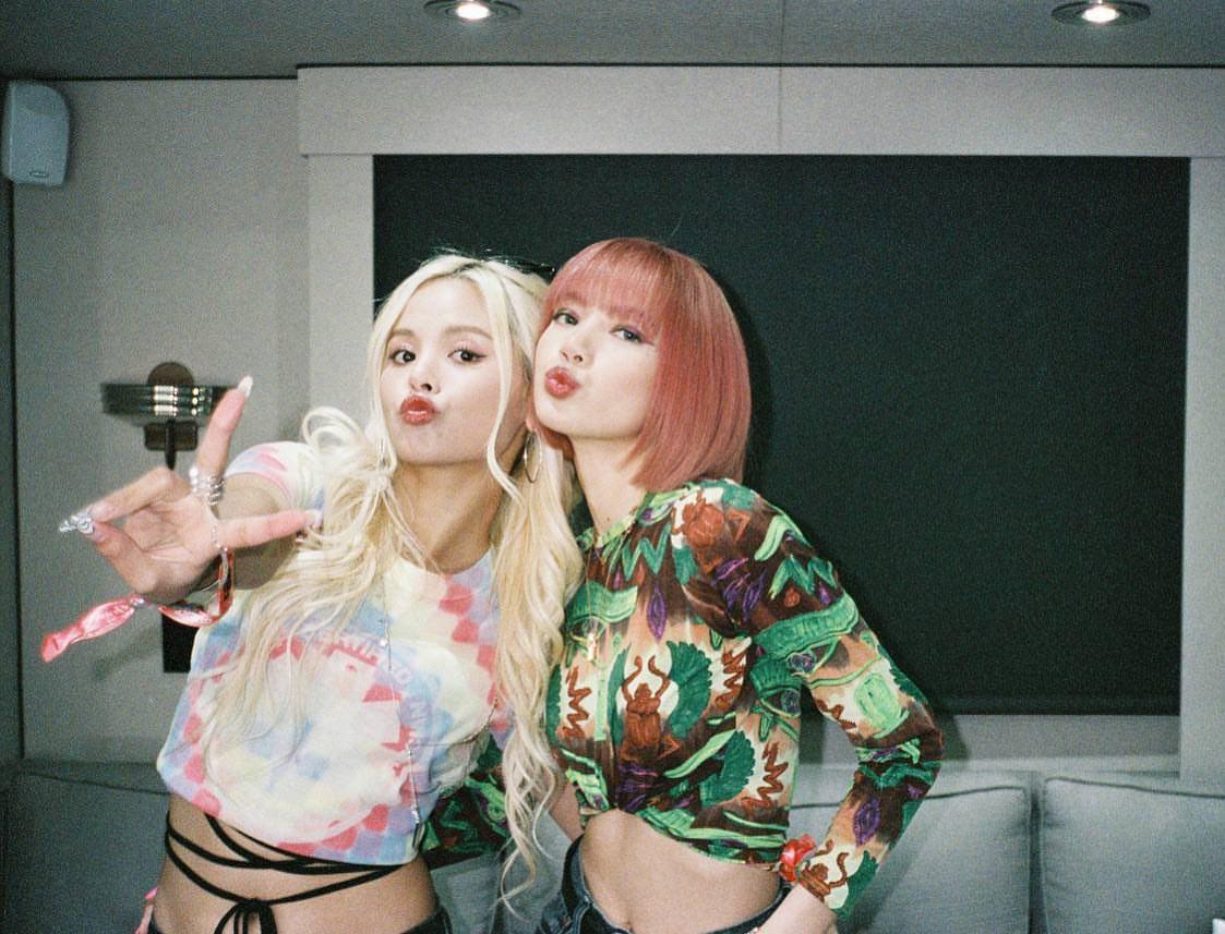 211120 sssorn_chonnasorn IG Update w / Lisa - TKHUNT