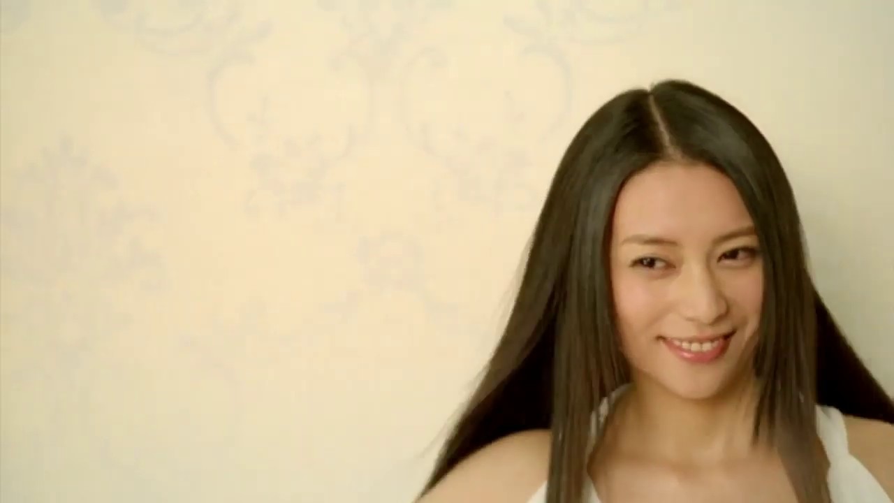 CM 柴咲コウ ASIENCE kao 2012 - TKHUNT