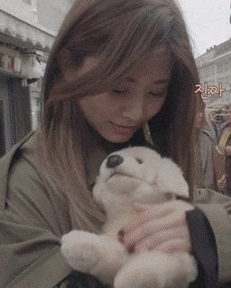 Cute Tzuyu - TKHUNT