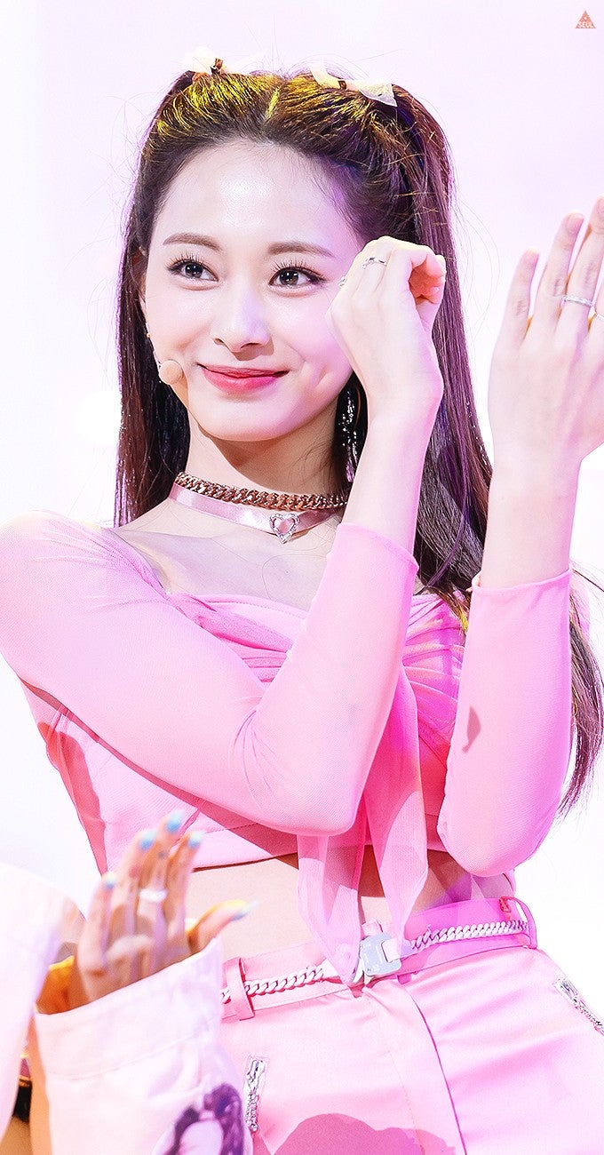 Tzuyu pink - TKHUNT