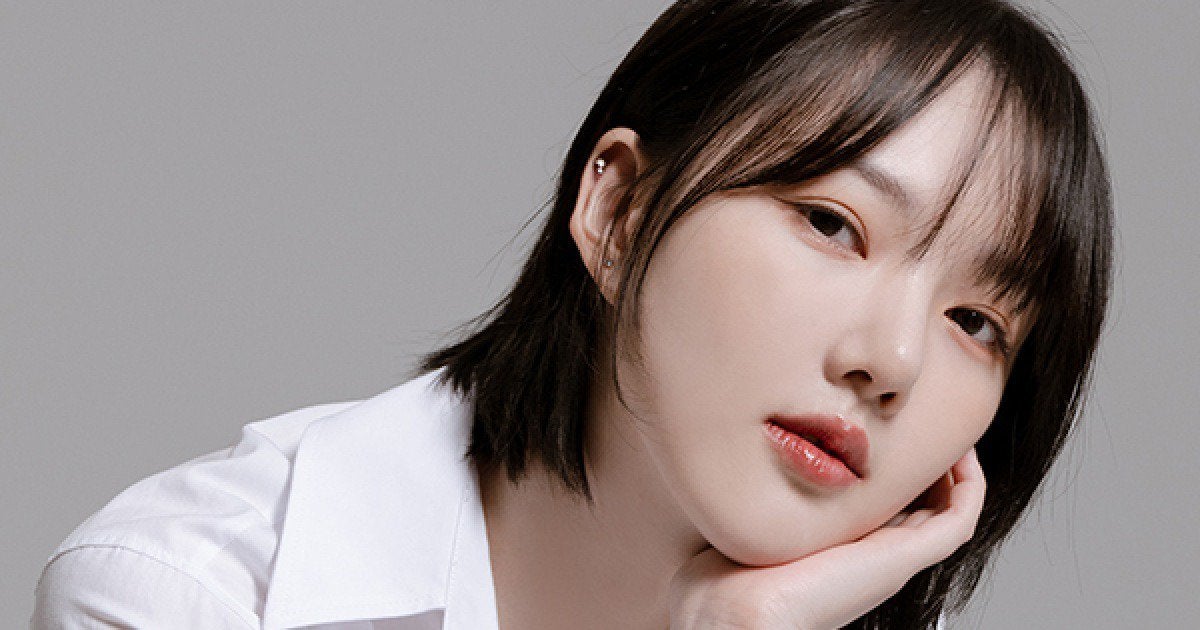 GFRIEND's Yerin will be making her solo debut in May - TKHUNT