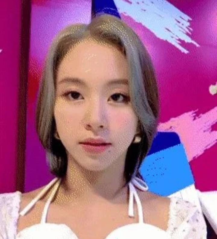 Me watching my breakfast get burned on the microwave again - TKHUNT