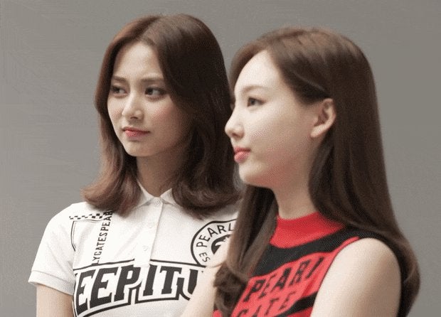 220314 - Tzuyu gives "the look" to Nayeon - TKHUNT
