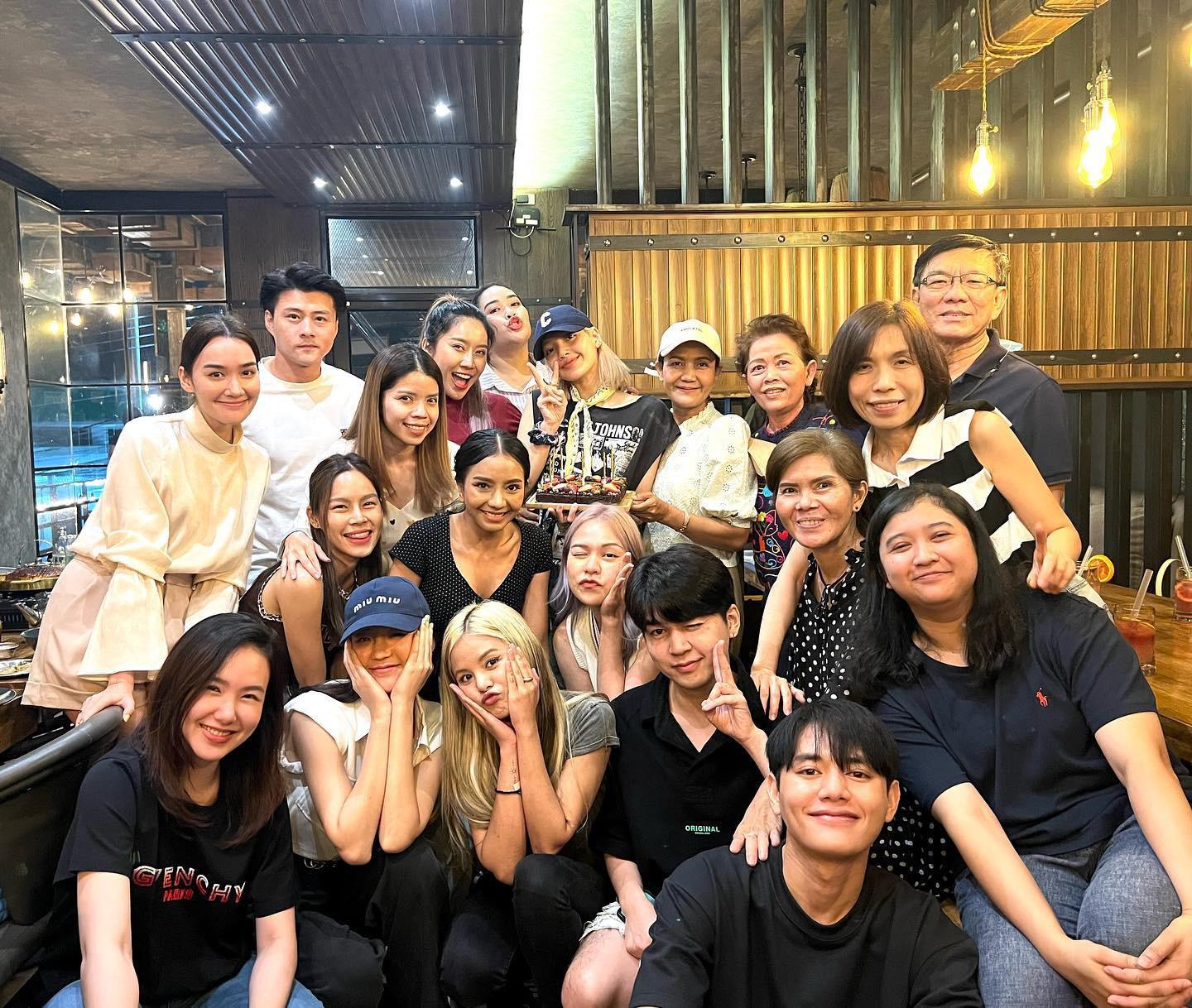 220423 chitthipbruschweiler IG Update w / Lisa - TKHUNT