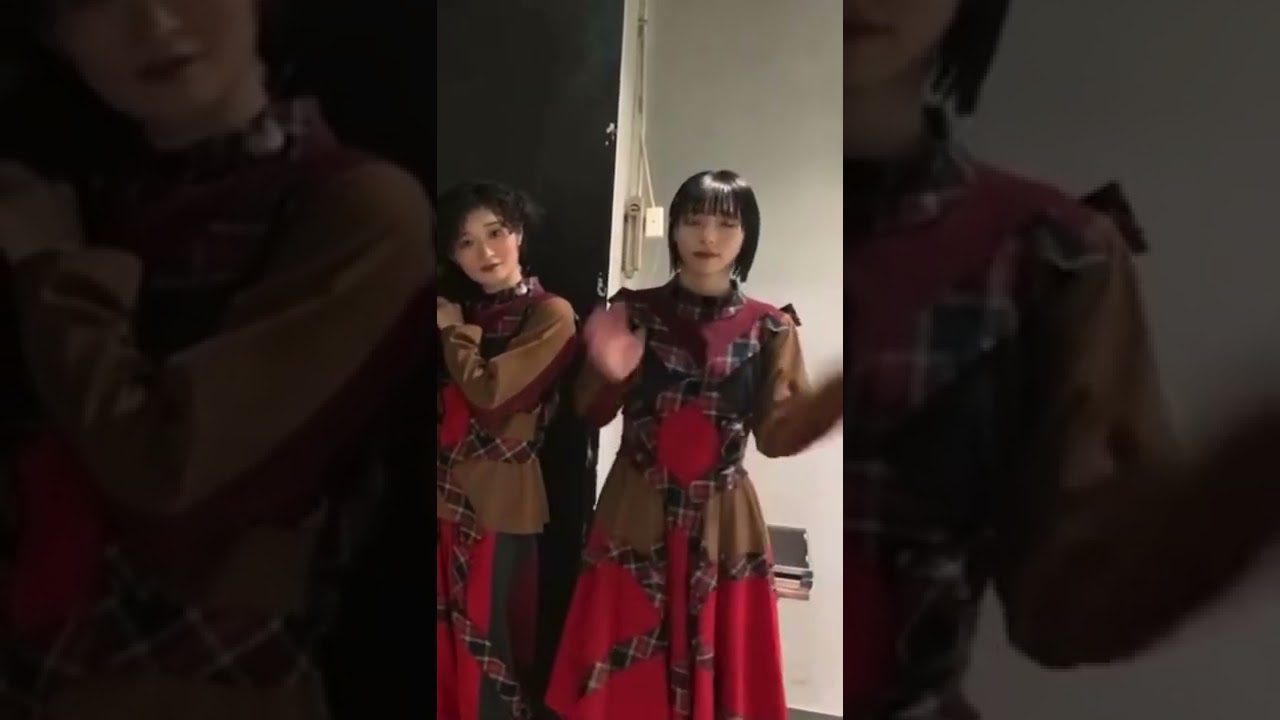 BiSH 可愛く手を振るアユニD - TKHUNT