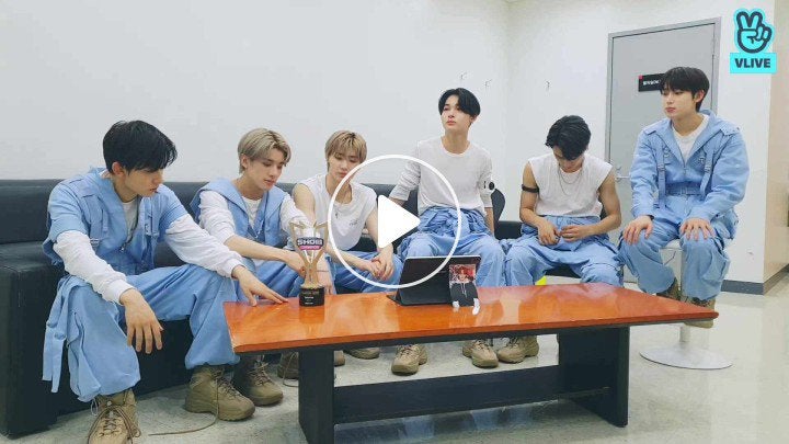 220713 [V LIVE] 1位ありがとうございます！😀 - TKHUNT