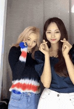 Tzuyu and Jihyo - TKHUNT