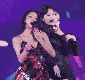 チェヨン (ft. TWICE) - TKHUNT