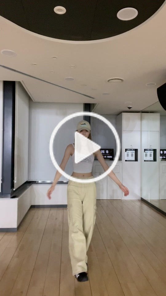 ITZY ユナ - MONEY (orig.BLACKPINK Lisa) - TKHUNT