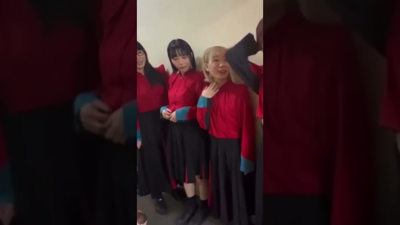 BiSH 服を可愛く直すアユニD - TKHUNT