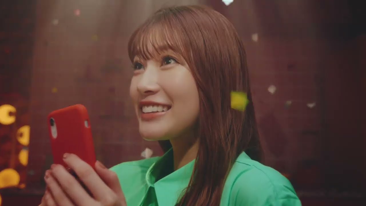 【出前館公式TVCM】生見愛瑠さん（めるる）－「Demaecanしよ？ピザ半額祭」篇 - TKHUNT