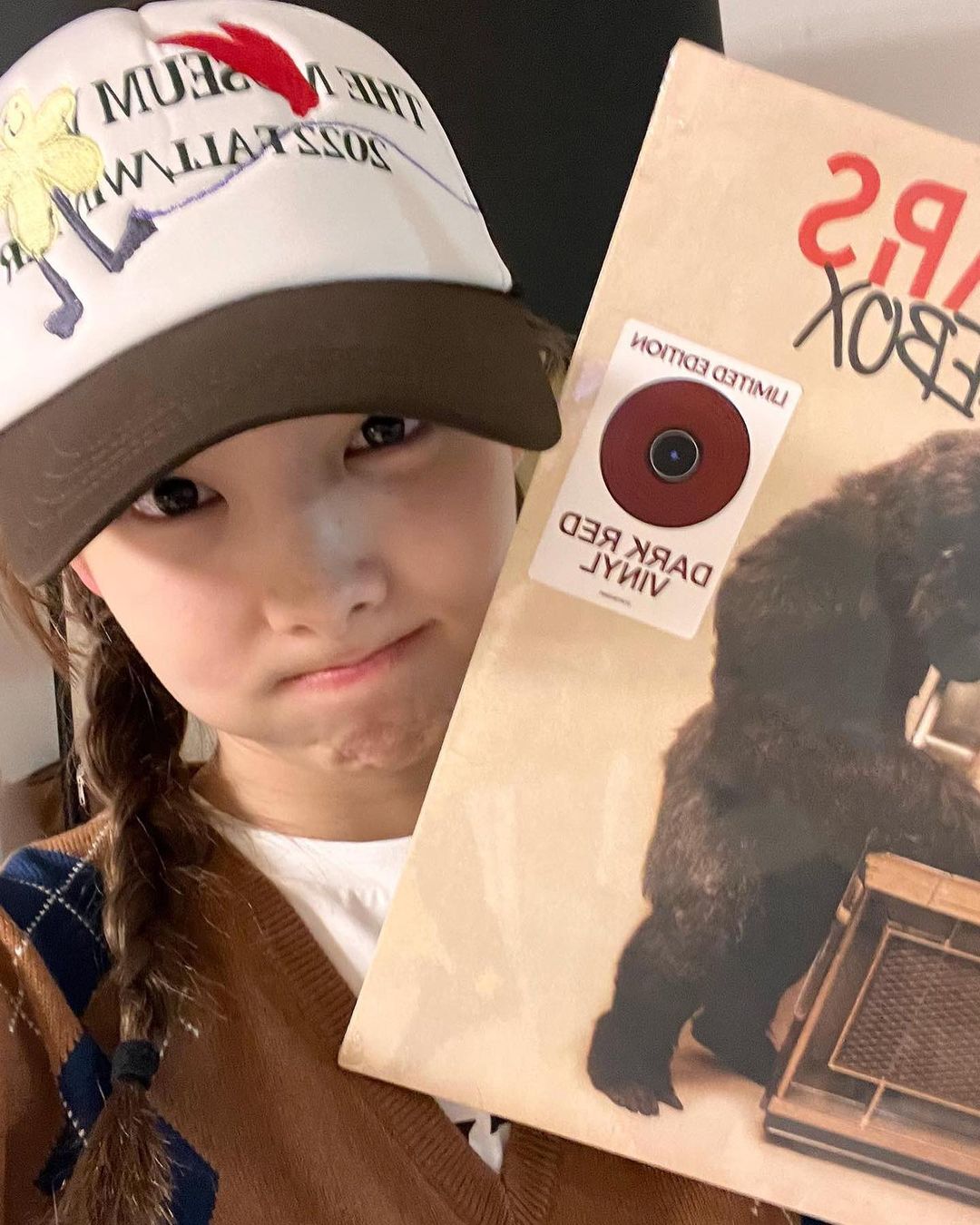 220922 Nayeon Instagram Update - "🎂Thank you,, hii🎂" - TKHUNT