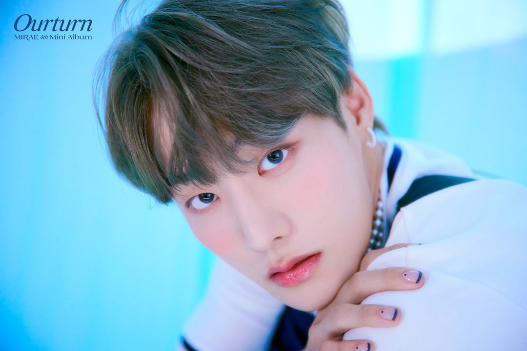 MIRAE - 4th ミニアルバム 'Ourturn' (コンセプトフォト - ドヒョン) - TKHUNT