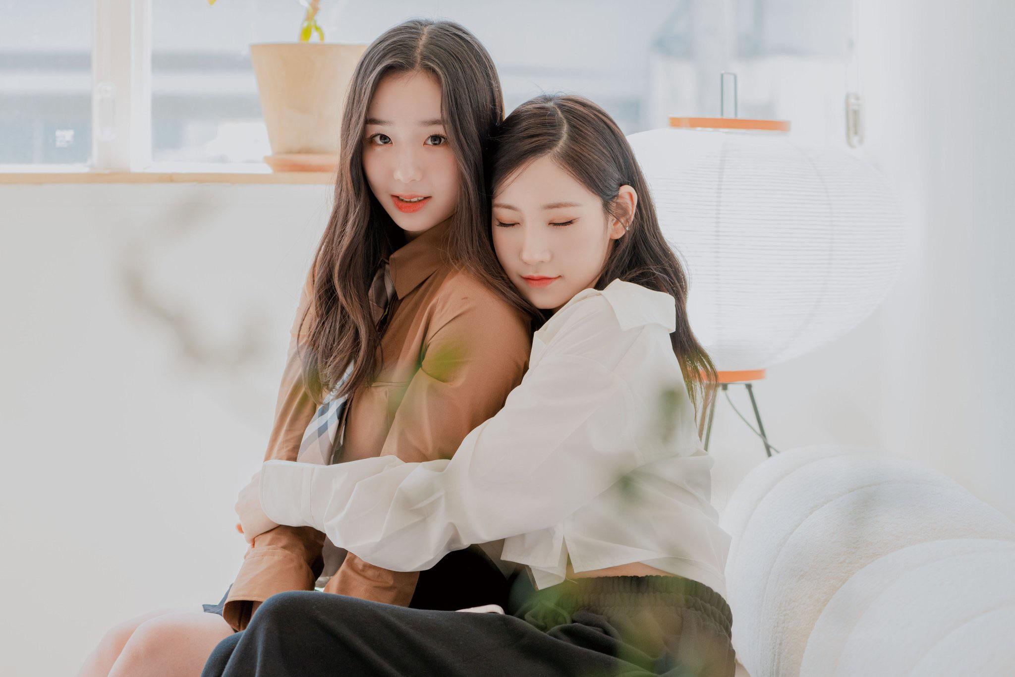 tripleS - ATOM 01 First Class Objekt : 2nd Edition (Photoshoot Behind Images #6 - Chaeyeon ...