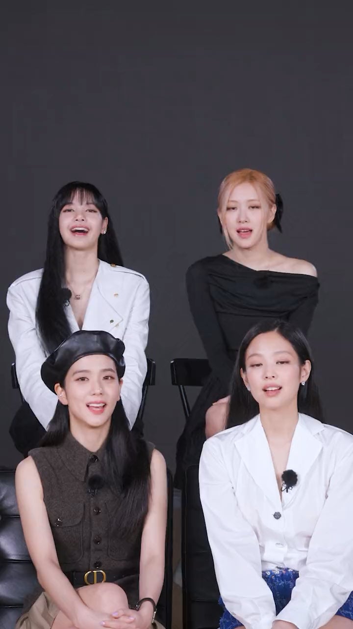 220920 BLACKPINK は、本日午前 9 時 (PST) に Stationhead で行われる BLACKPINK の「BORN PINK」リスニング パーティーに参加するよう皆様 ...