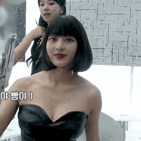 220920 - 神ジヒョ + 彼女の後ろで間抜けなチェヨン - TKHUNT