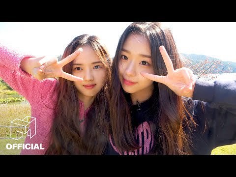 tripleS - オータムガールズ @ tripleS : SIGNAL (221018) - TKHUNT