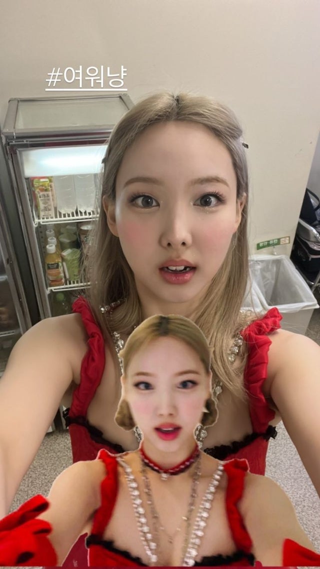 220425 - ナヨン - TKHUNT