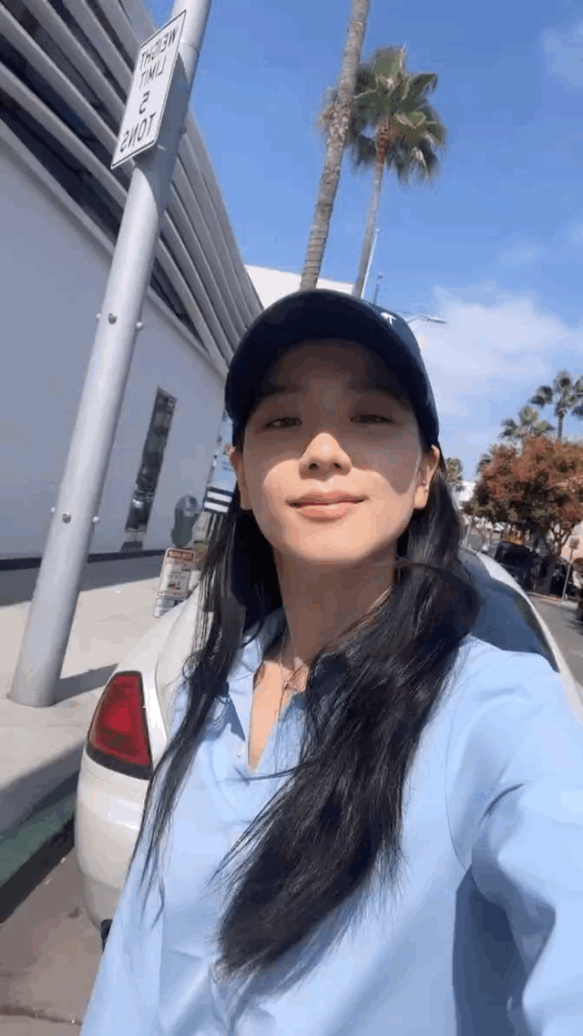 220918 Jisoo IGストーリーアップデート - TKHUNT