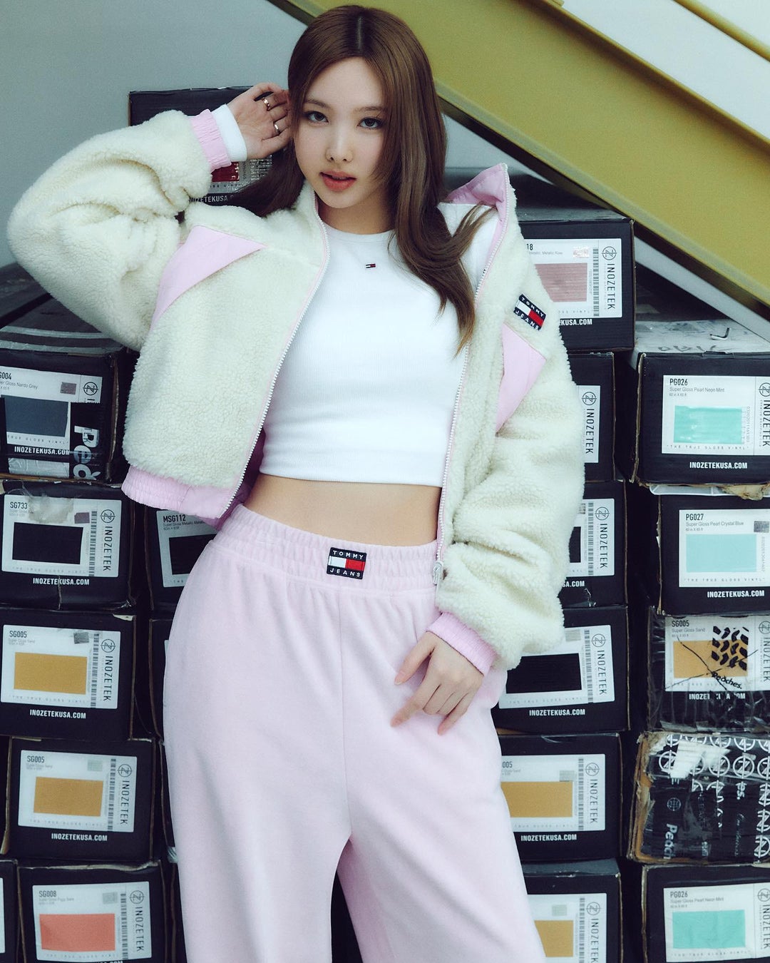 220919 hfashionmall_official Instagram アップデート - 「TOMMY JEANS X NAYEON 💗 NAYEON's pick! アイテムの中で ...