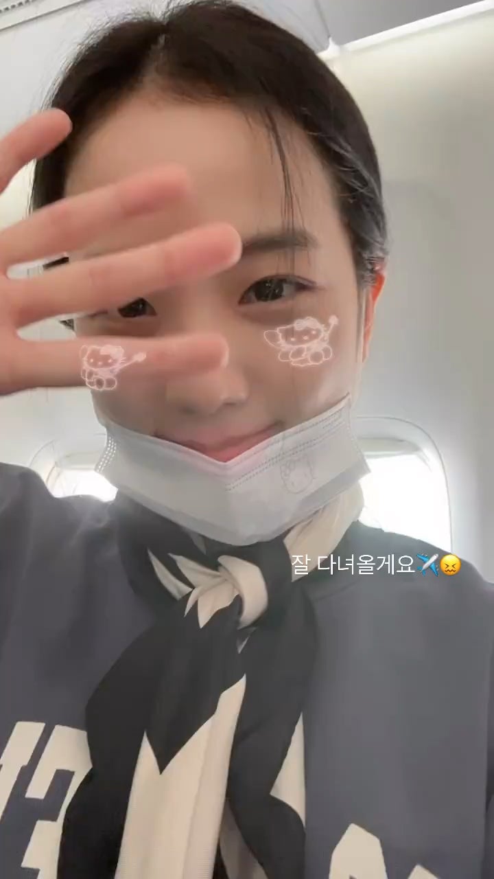 221021 Jisoo IGストーリーアップデート - TKHUNT