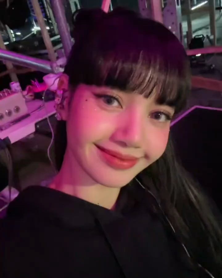 221021 リサ IG アップデート - TKHUNT