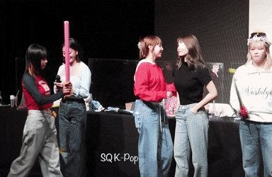 チェヨン vs ジョンヨン (ft. TWICE) - TKHUNT