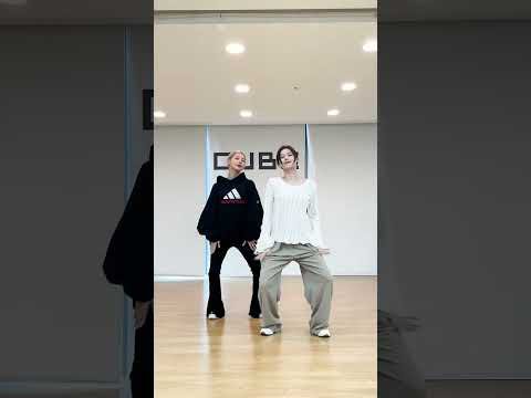 (G)I-DLE ミヨン (with TWICE サナ) - Nxde (ダンスチャレンジ) - TKHUNT