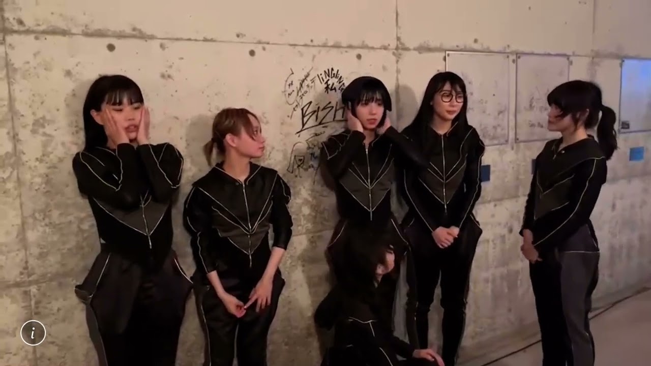 BiSH 可愛い動きをするアユニD - TKHUNT