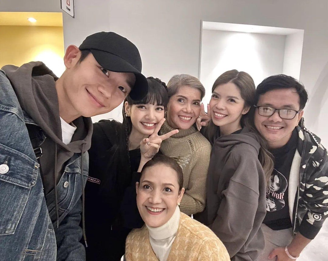 221017 kanyaparat (Lisa の叔母) IG アップデート w/ Lisa & Hae-in - TKHUNT