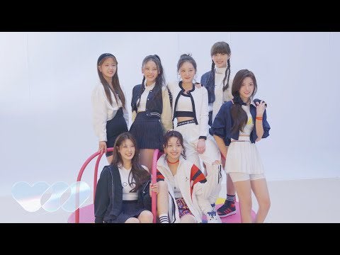 CSR - 1stシングルアルバム「Sequence : 17&」(ジャケット裏) - TKHUNT