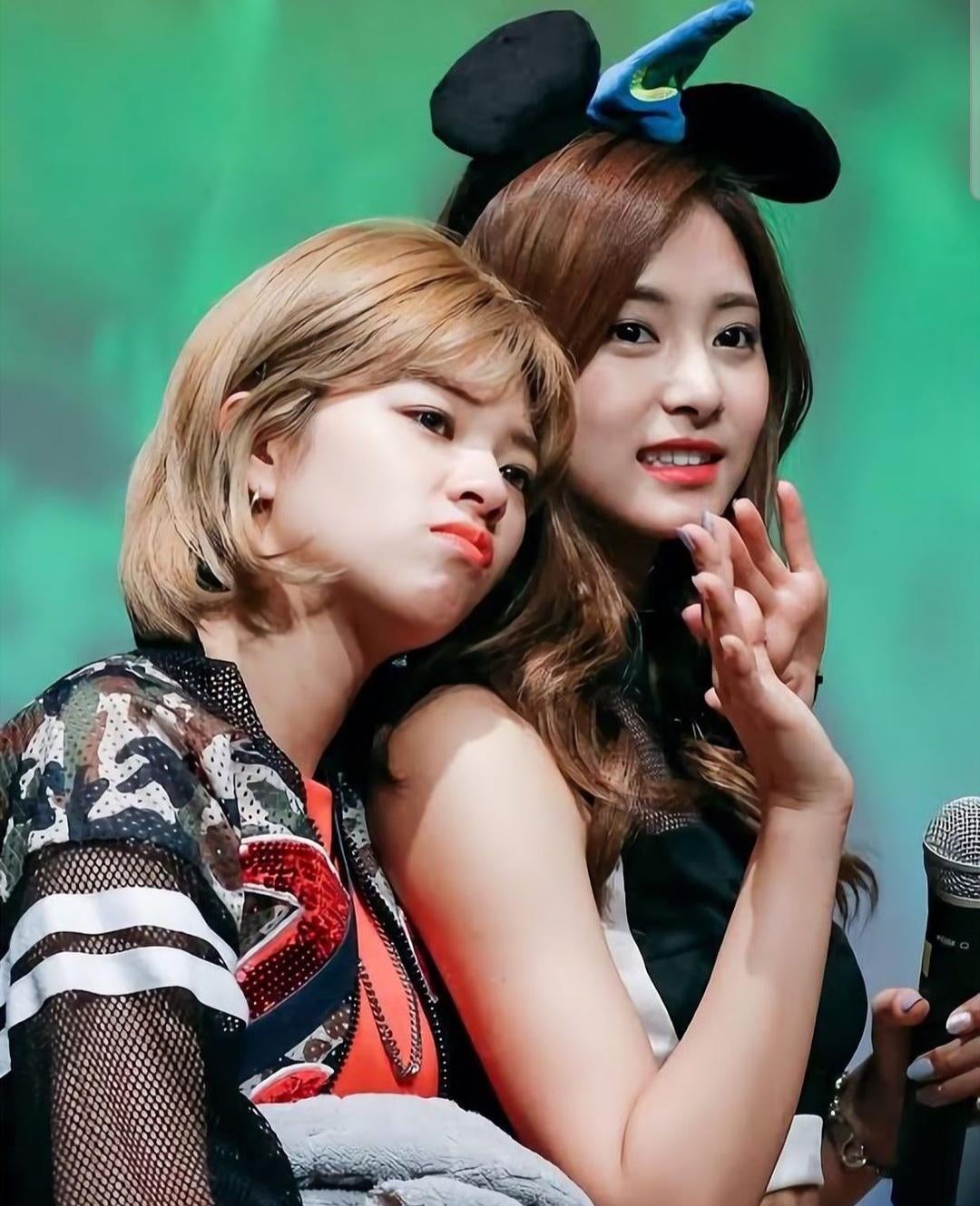 ジョンヨン＆ツウィ - TKHUNT