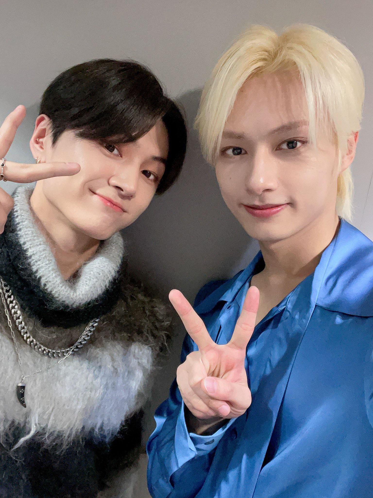 221107 @pledis_17 Twitter: SEVENTEENのJUNとジェイ！ - TKHUNT