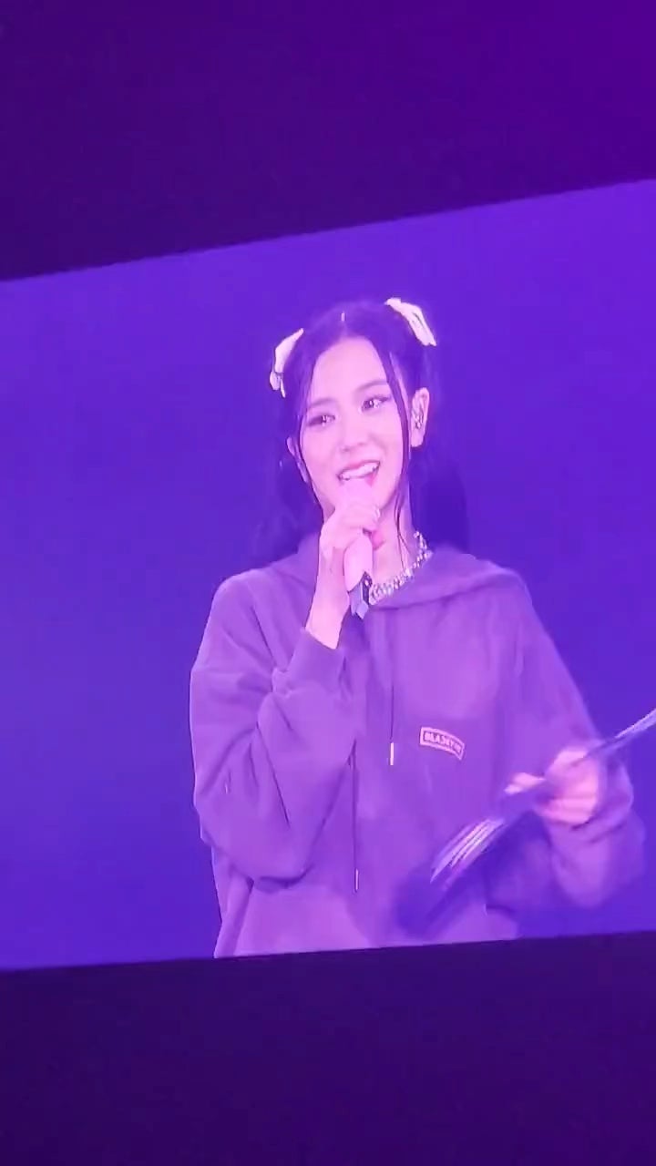 221016 BLACKPINKワールドツアー [BORN PINK] in ソウル D2 | Blinks の BLACKPINK メッセージ - TKHUNT