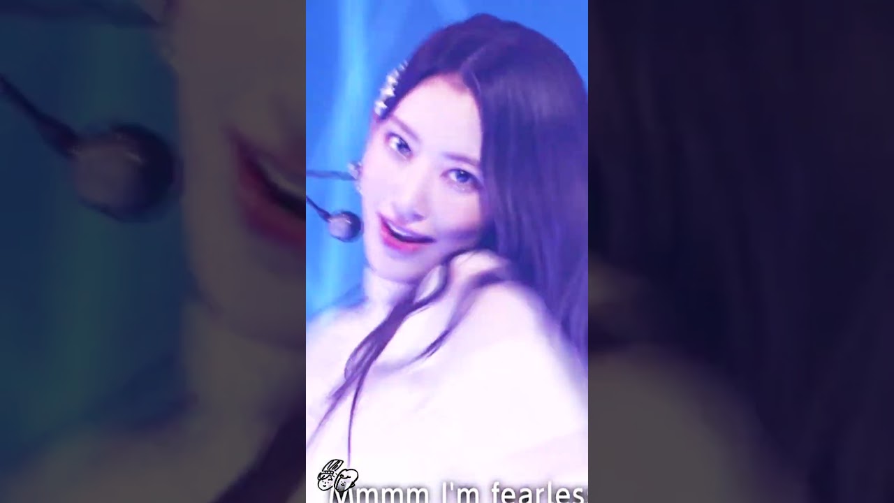 2022 NHK紅白歌合戦 ' FEARLESS' LE SSERAFIM SAKURA Focus - TKHUNT