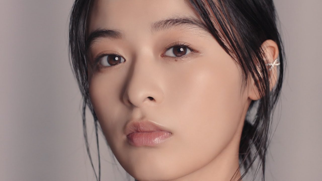 森七菜 花王 ソフィーナ Primavista (プリマヴィスタ) 「フェイスパウダー ポアレスフィクサー」TVCM - TKHUNT