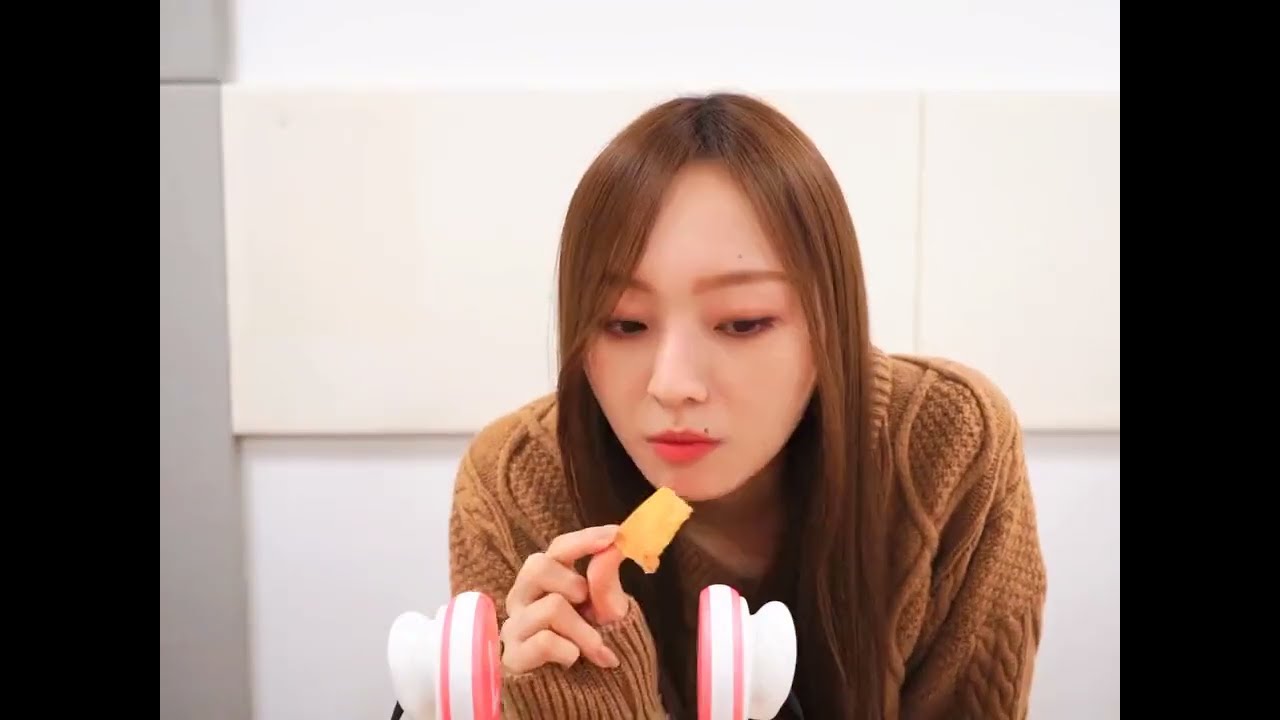 20230115 梅澤美波 乃木坂46写真集 乃木撮VOL.03【公式】twitter - TKHUNT