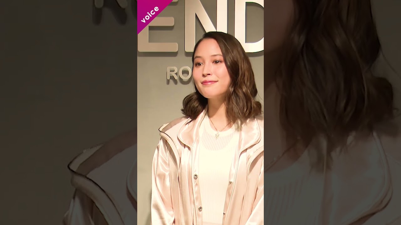 広瀬アリス、春らしいシャンパンゴールドのコーデで華やかに - TKHUNT