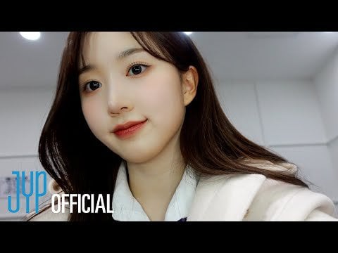 NMIXX - Haewon Music Bank Special MC Behind @ MIXXTREAM (230203) - TKHUNT