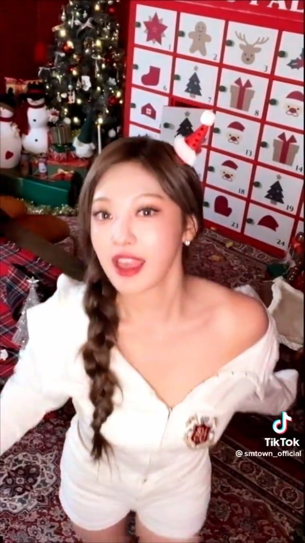 221226 Ningning による SMTOWN 公式 TikTok アップデート - TKHUNT