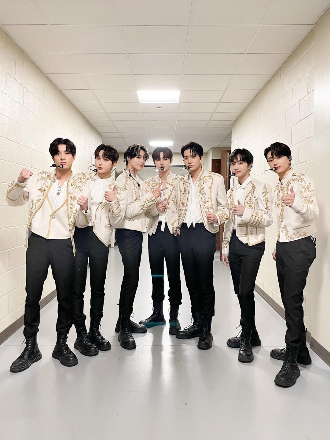 221007 Twitter: 今日のENHYPEN - TKHUNT