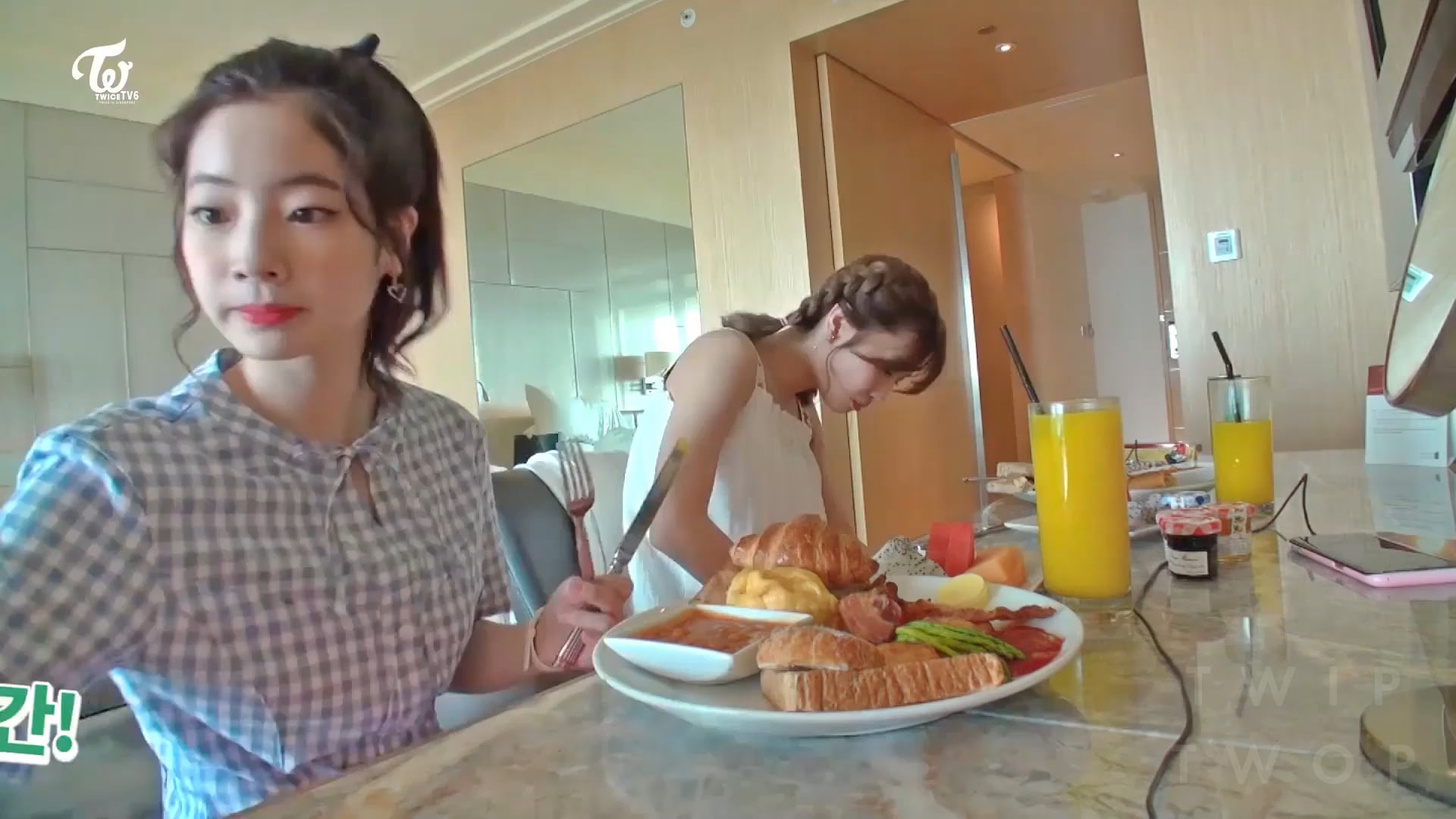 あなたはどのTWICEの朝食プレイリストですか? - TKHUNT