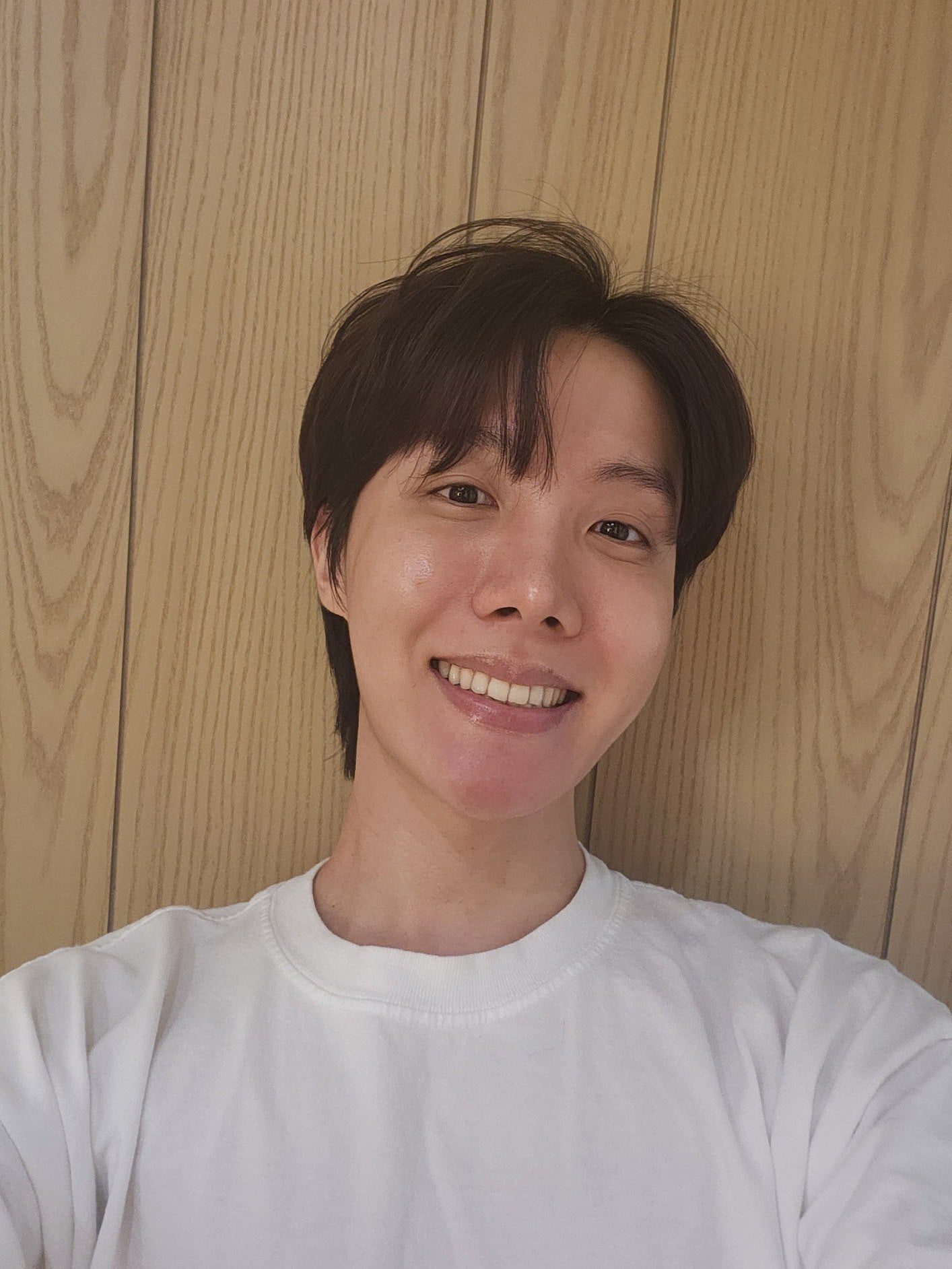 230401 j-hope on Weverse - TKHUNT