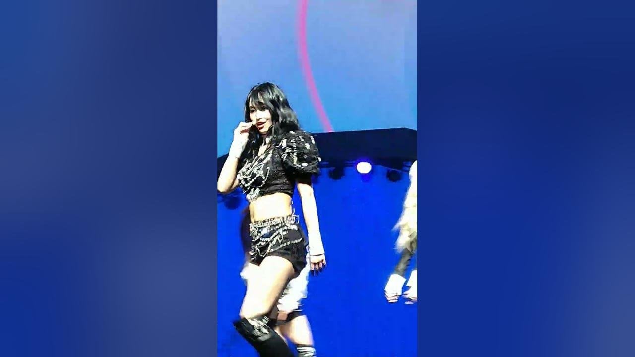 230503 モモ (Ft. TWICE) - Brave @Qudos Bank Arena - TKHUNT