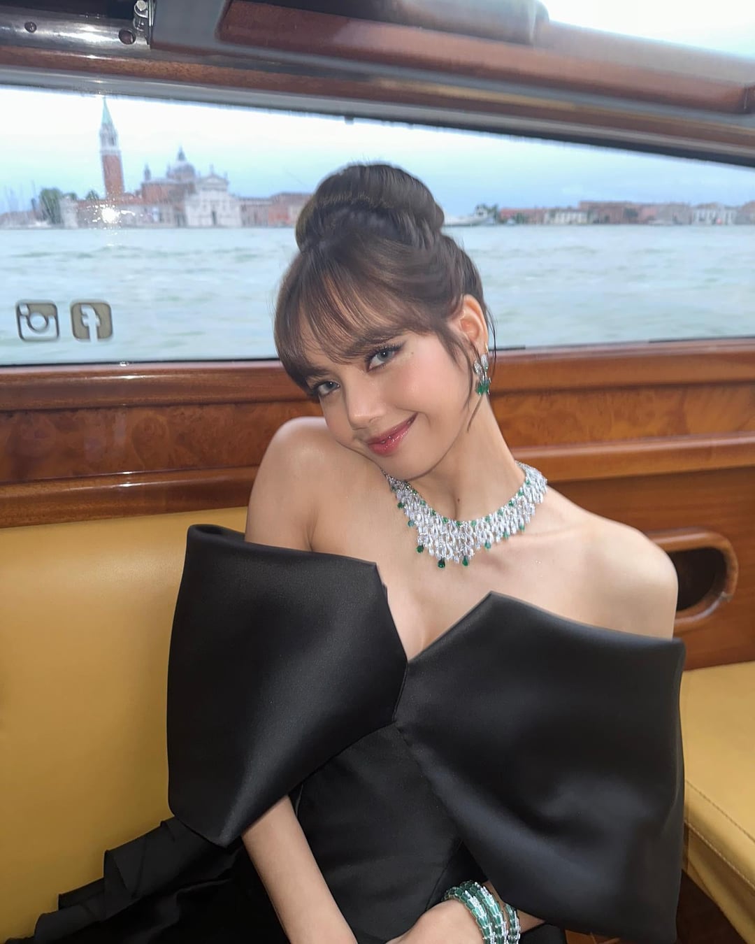 230519 リサ IG アップデート - TKHUNT