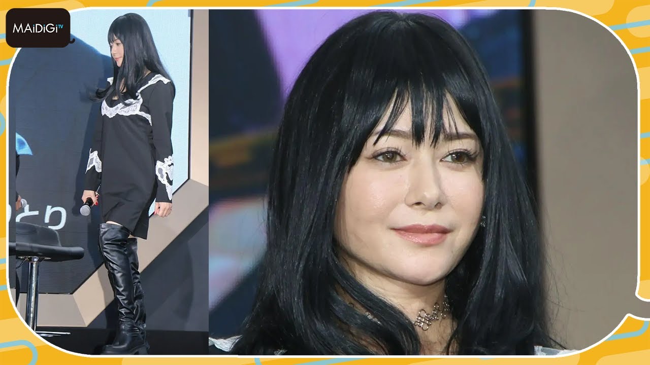 真木よう子、超ミニワンピ×ニーハイブーツで美脚見せ アドリブ劇に“全力投球”で疲労全開!? 「DMM TV」新作発表会 - TKHUNT